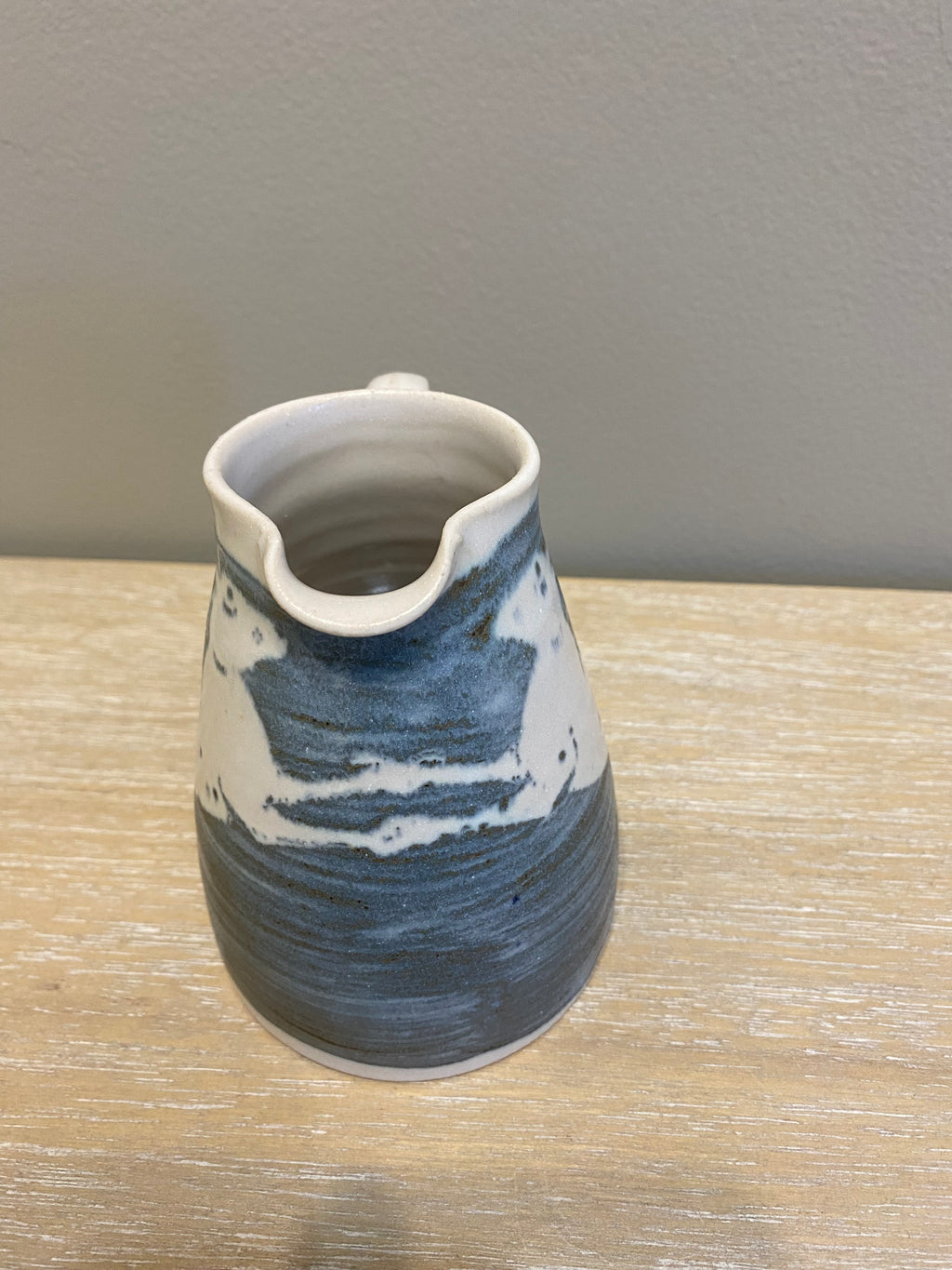 Dancing Hare Design Pottery Jug by Neil Tregear – Obsidian Art