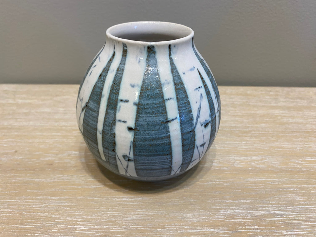 Birch Design Globe Vase by Neil Tregear – Obsidian Art